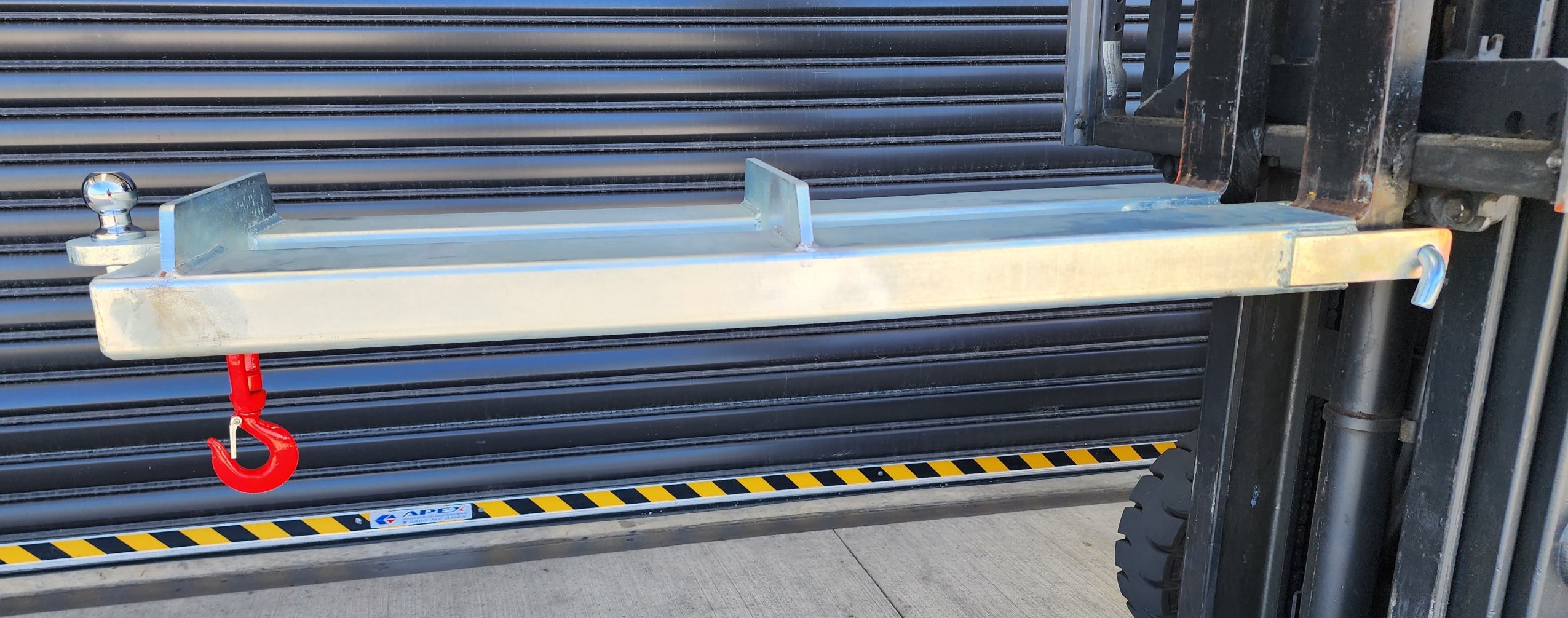 Forklift Tow Bar Jib with Hook 2.0T – ForkPart